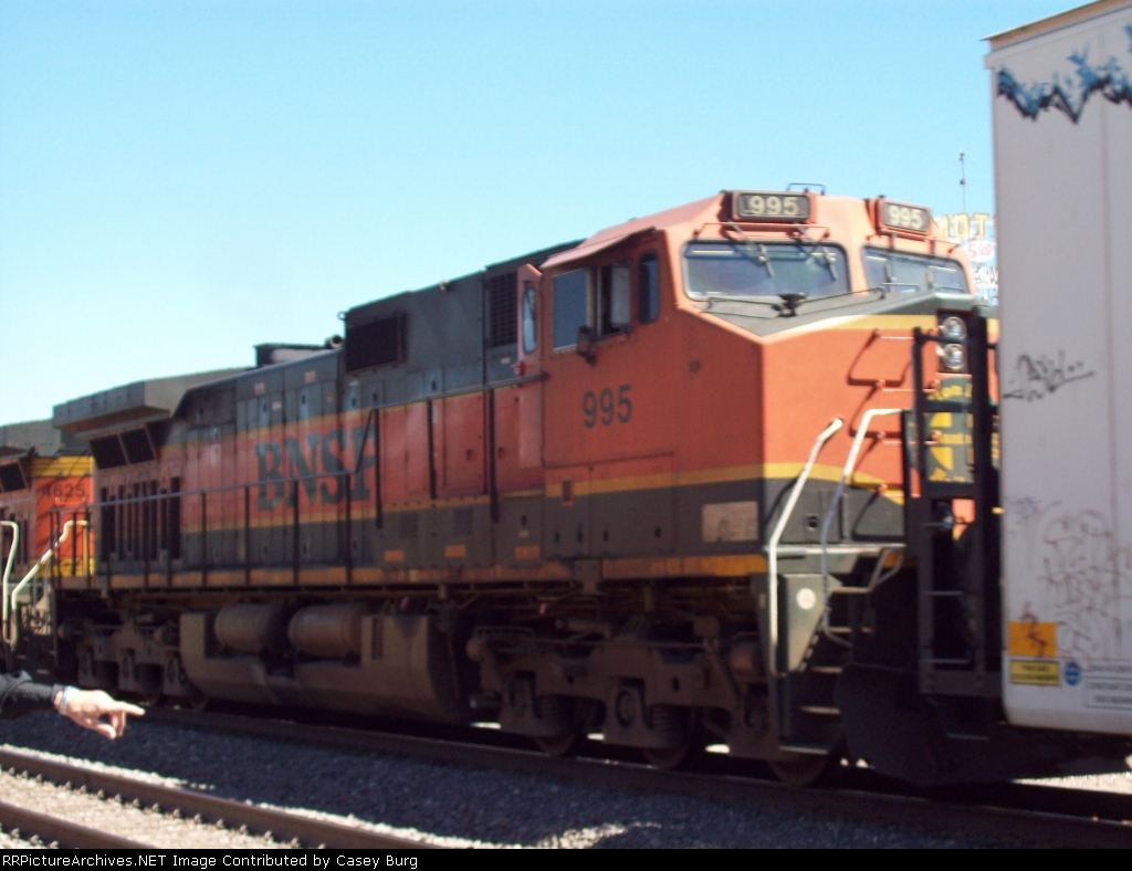 BNSF 995